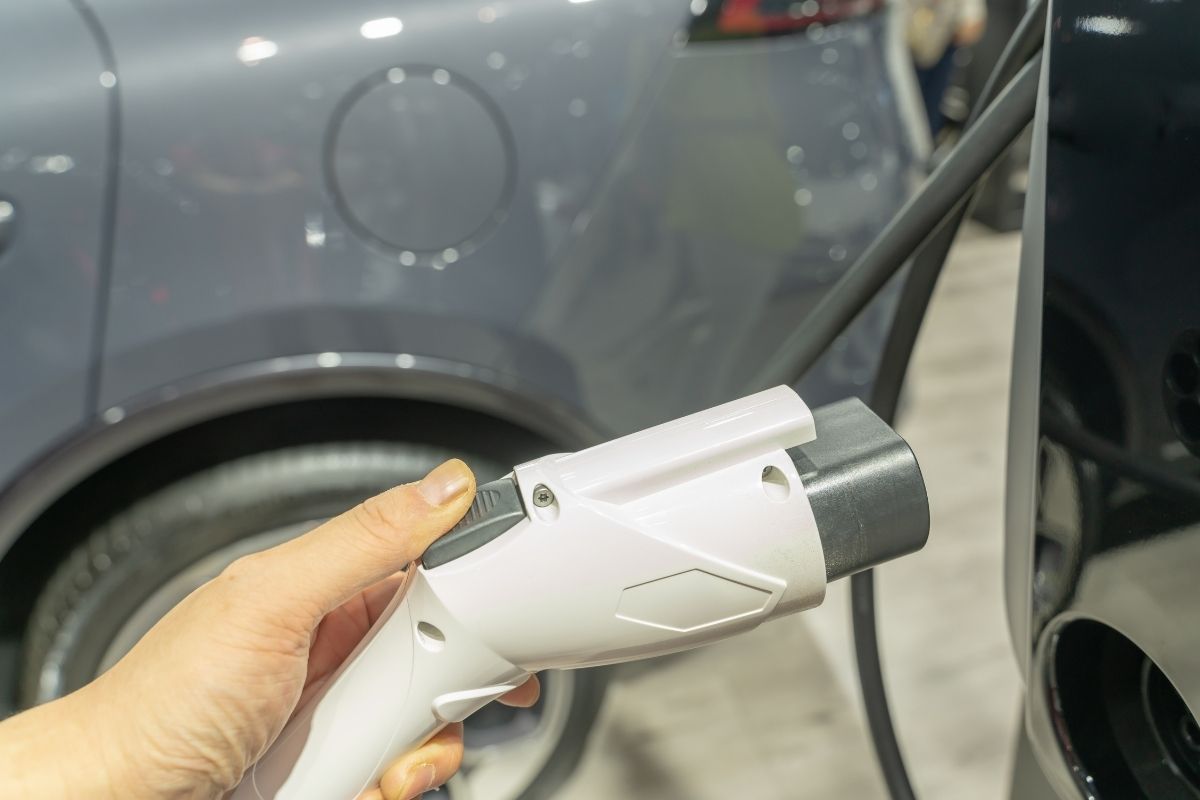 Can You Charge A Tesla With The Pro Power Onboard Generator On The Ford ...